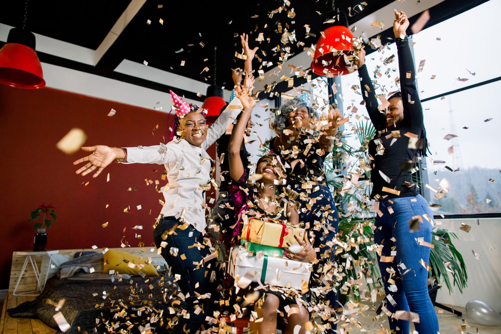 Confetti Machine Rental in Dubai: Elevate Your Event with a Bang